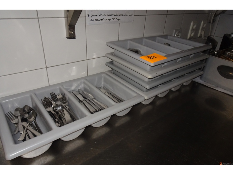 4 bins in PVC with lids - Horeca - auctelia.com