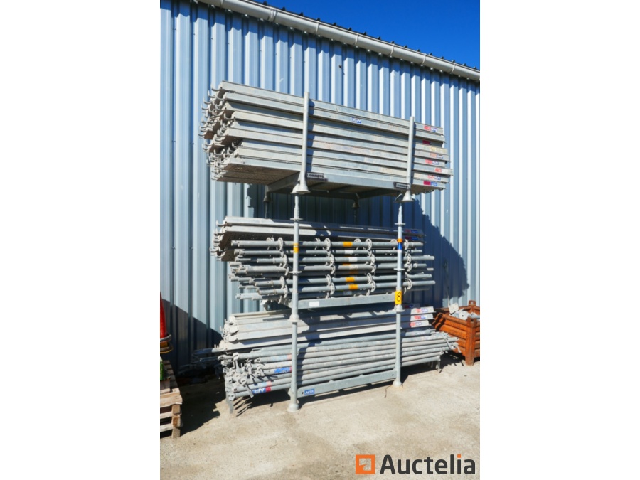 5 stack containers with system scaffolding - Construction - Others - S ...