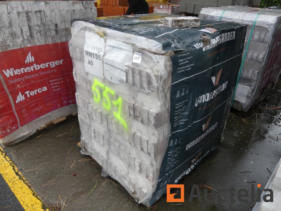 750 Façade Bricks Vandersanden Vecto Highbury - Construction materials ...