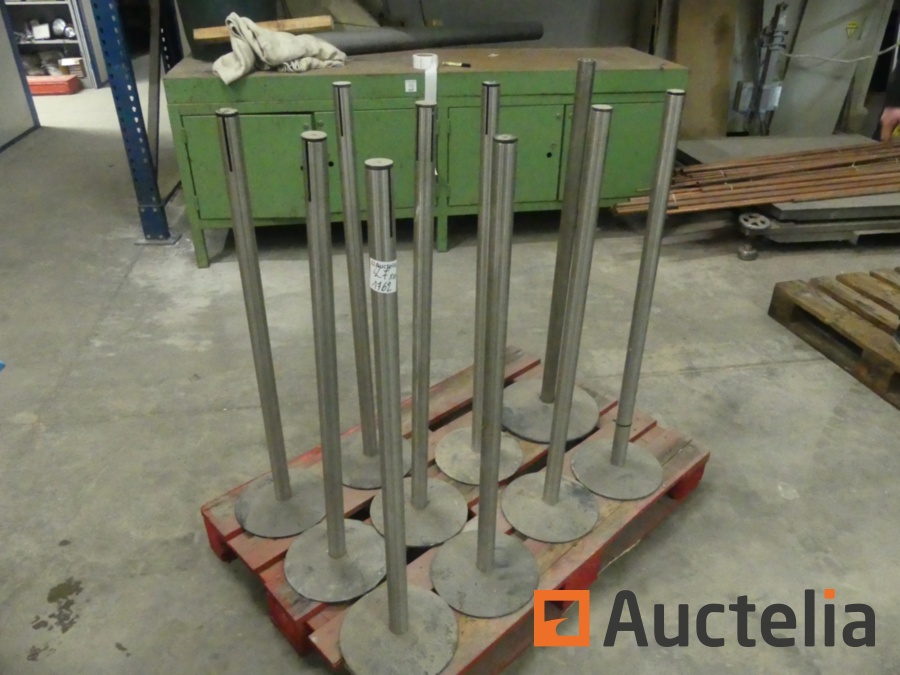 9 stainless steel marking posts - Construction - auctelia.com