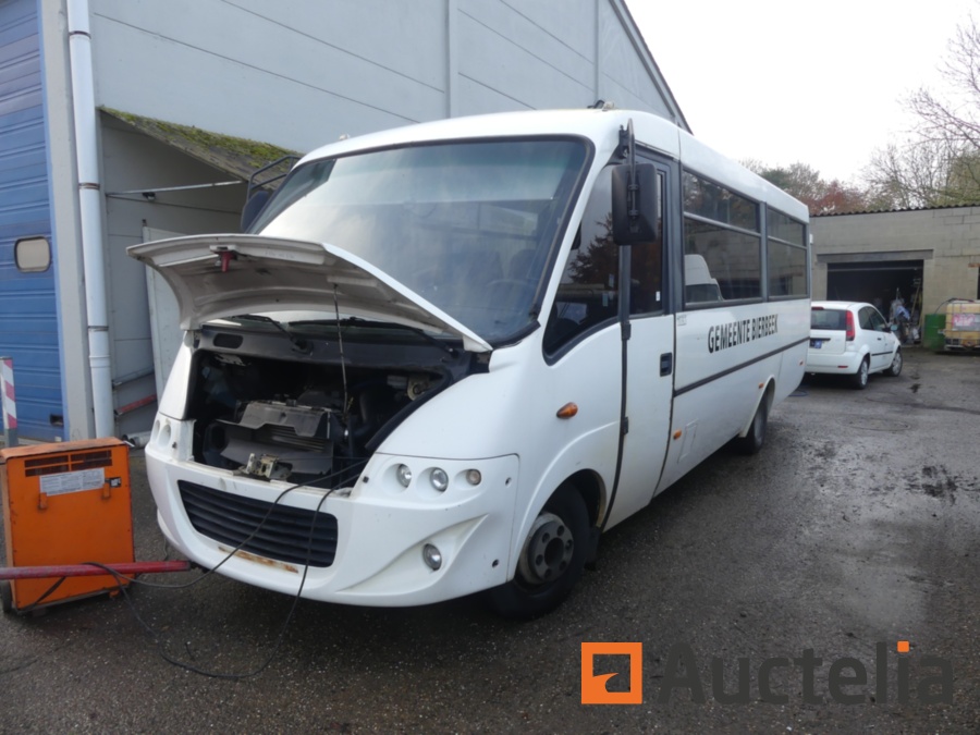 School bus Iveco Irisbus (2006-261.295 km) - School bus - auctelia.com