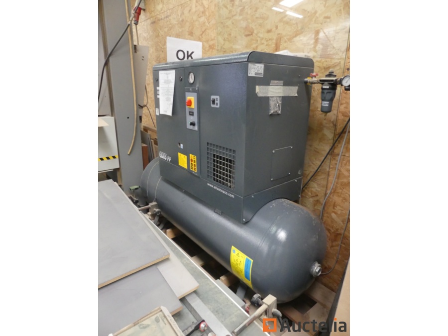 Screw compressor with Atlas Copco GX5FF EP dryer - Compressors ...