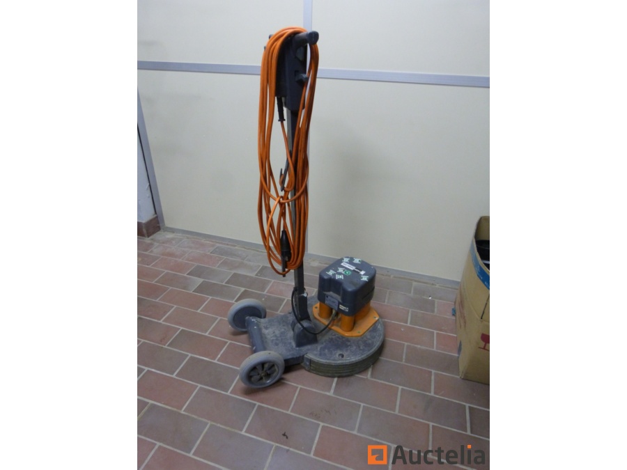 Taski Ranger 400 floor scrubber - Other industries - Office furniture ...