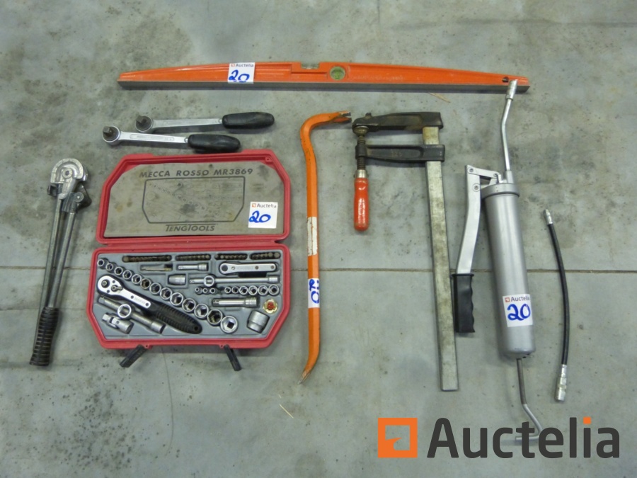 Tengtools racagnac box, grease pump, clamp, level, crowbar, manual tub ...