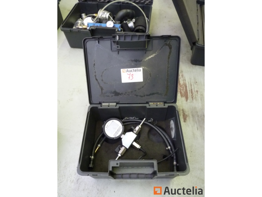 Manomètre V.A.G VAS 6550 - Garage - Atelier de préparation de peinture ...