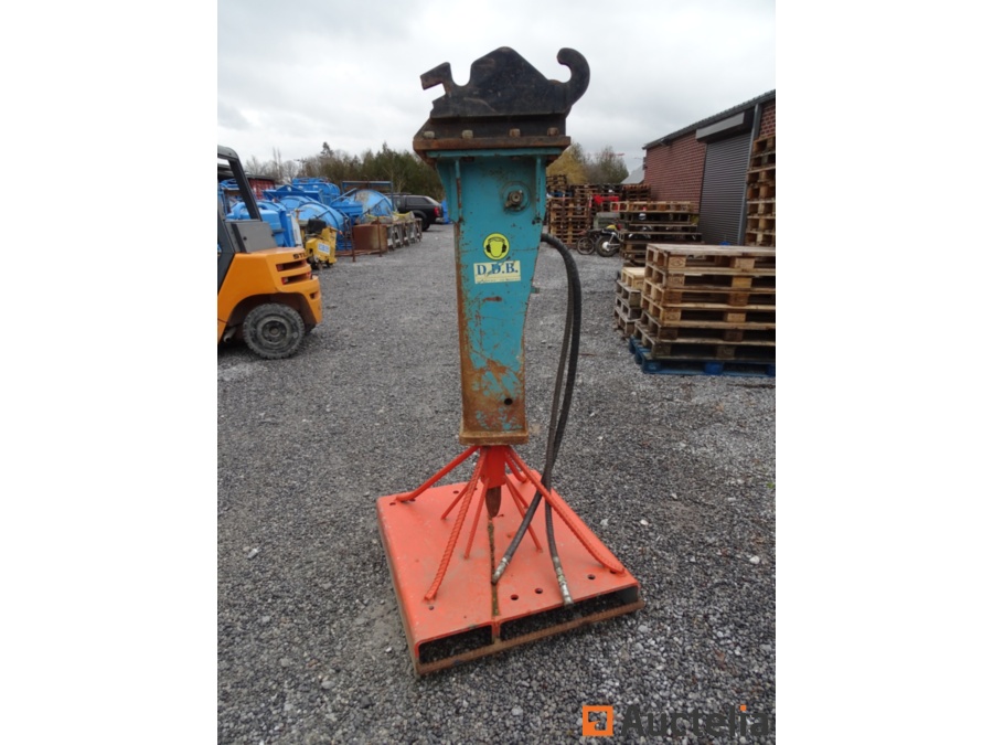Montabert Hydraulique DBH36 avec attache rapide et son support d ...