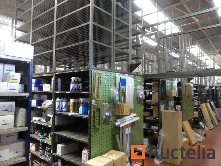 Racks de stockage avec grillage extérieur - Rack métallique - auctelia.com