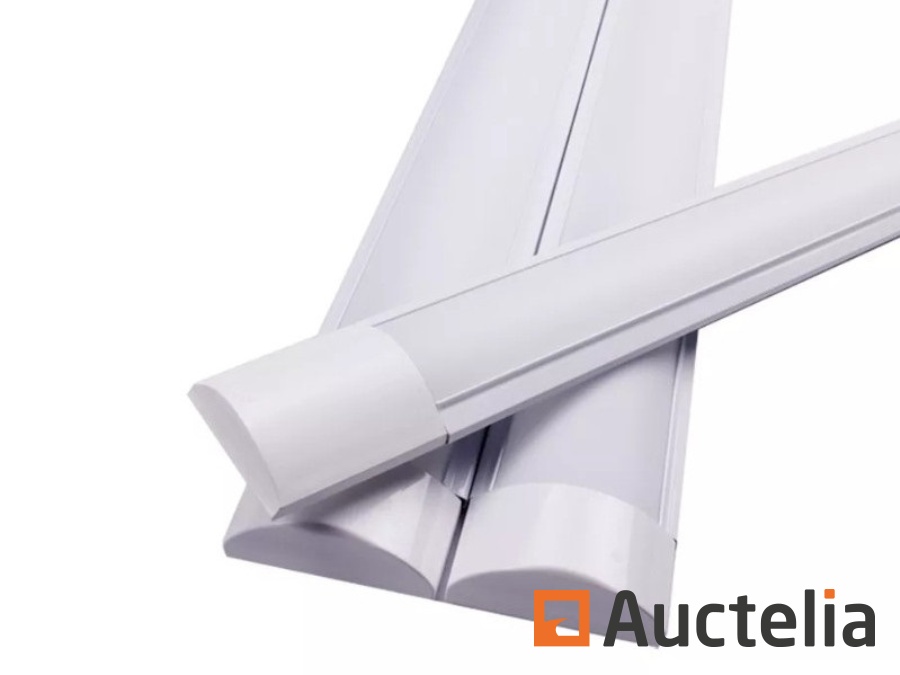 5 LED-lampen 120 cm 36W gebruikt op veiling - Auctelia